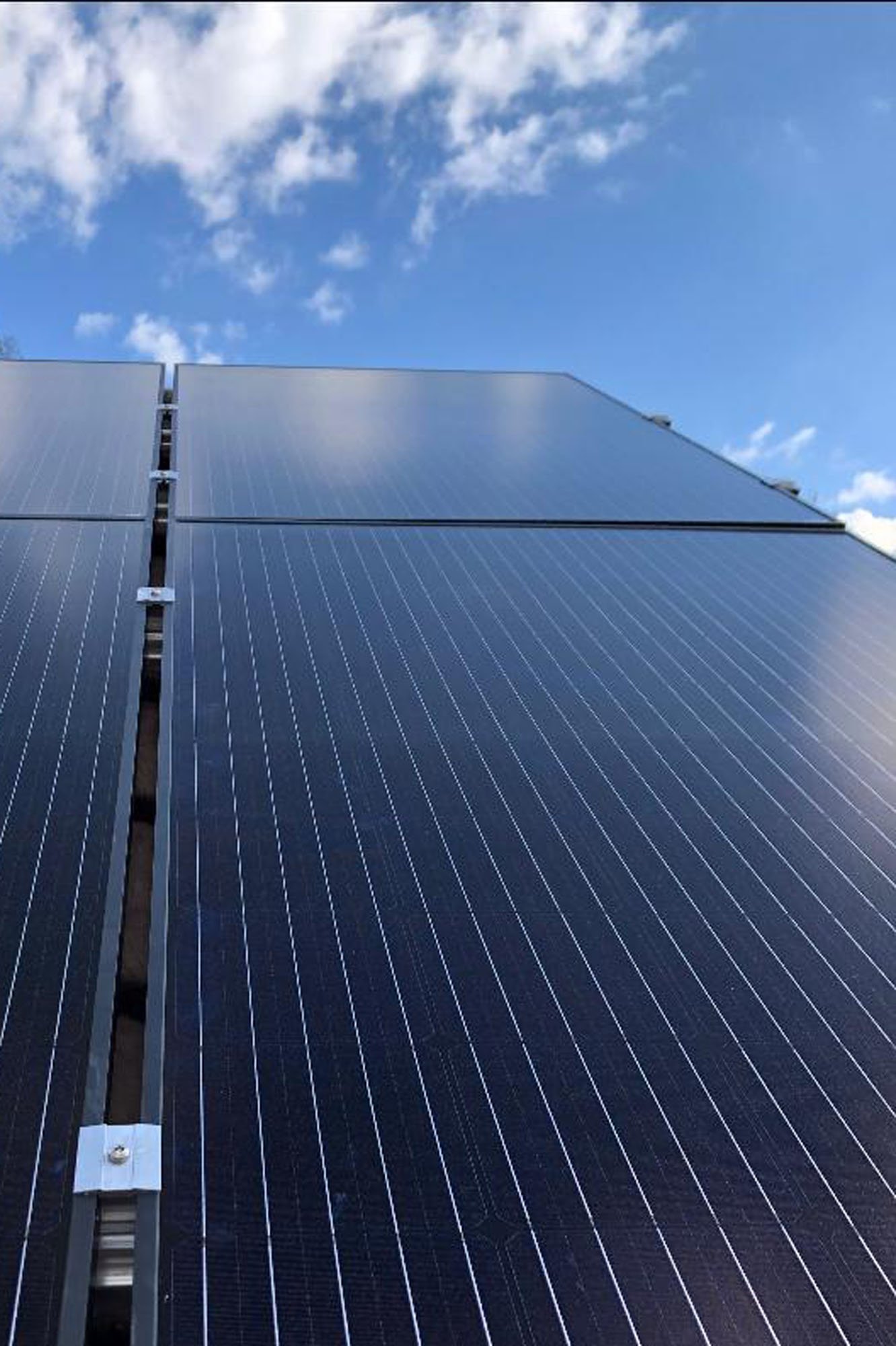 Generate and store electricity at home with neoom solutions